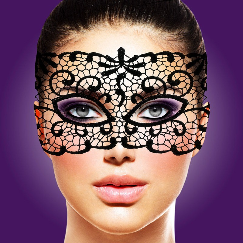 RIanne S Mask - Jane